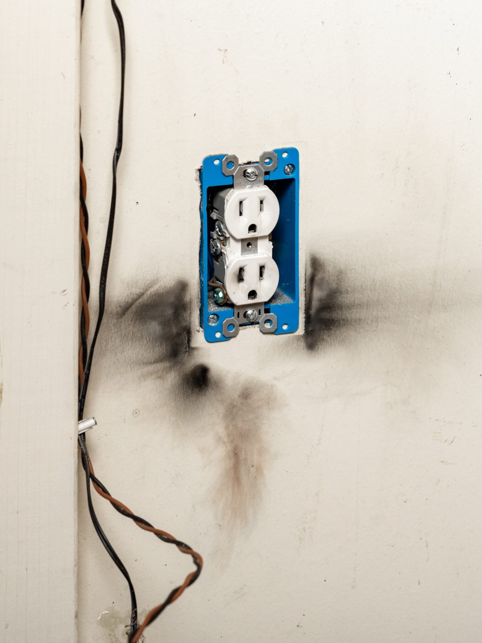 Burning Smell From Outlet? (4 Causes You Should NOT Ignore)